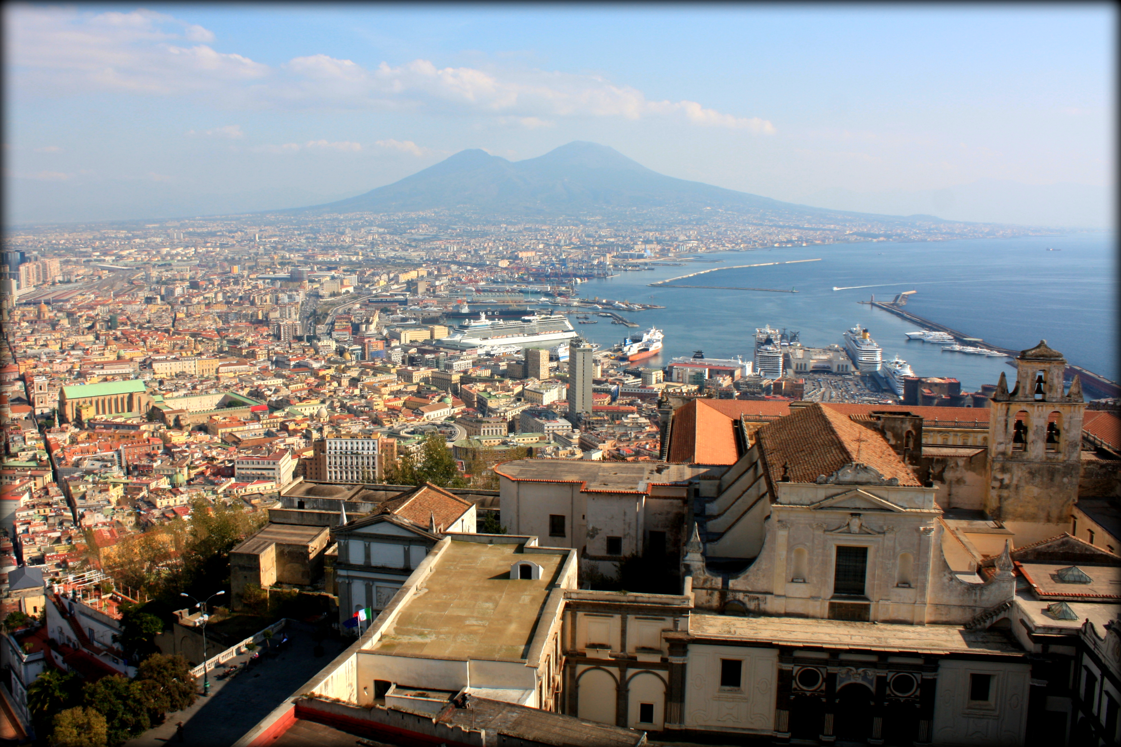 Guida Napoli: foto, cartoline e immagini | Tuttocittà